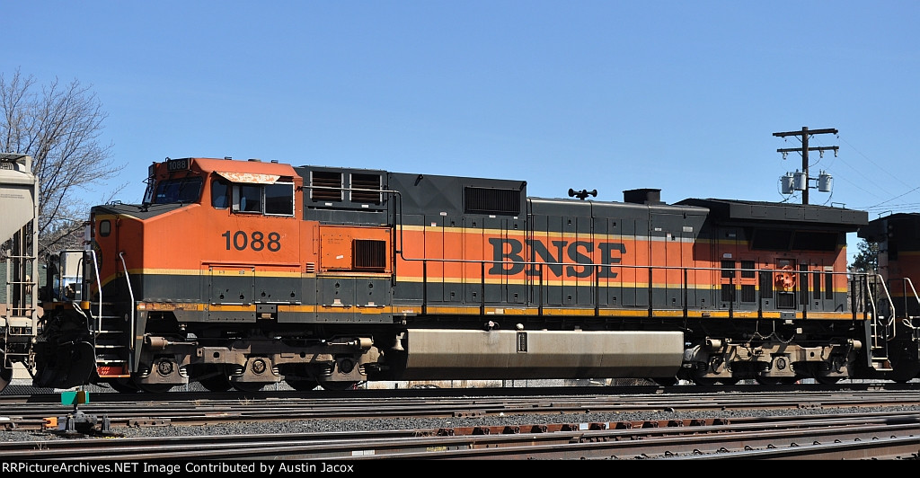BNSF 1088